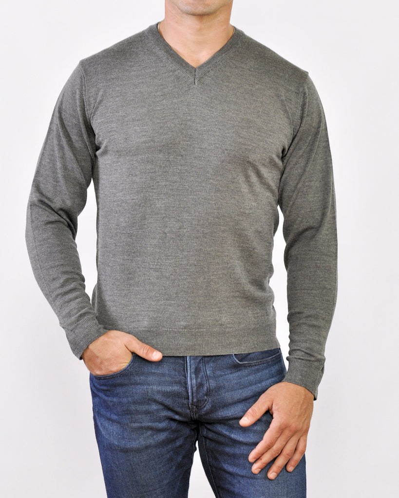 DYLAN | Onyx | Sweaters for Shorter Men 5' 9" and under | Jax Everett